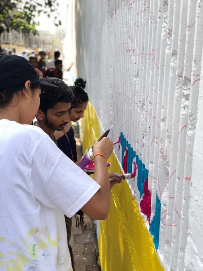 Longest Art Wall To Mark 4ys Completion Of Mumbai Metro