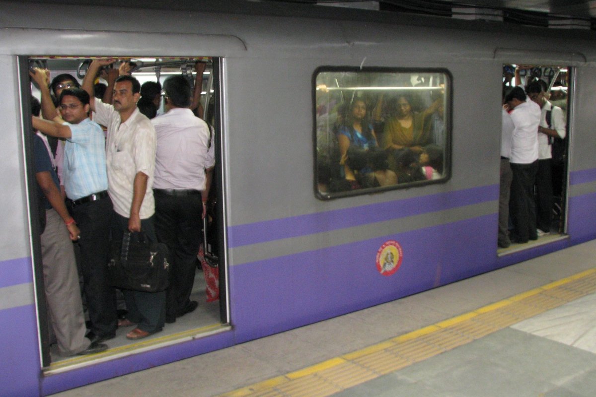 Metro Service From Sector V To Howrah Maidan In October - Metro Rail News