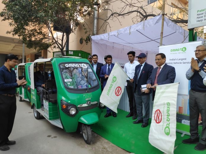 Delhi Metro Launches 250 News E-rickshaws At 12 Metro Stations - Metro ...