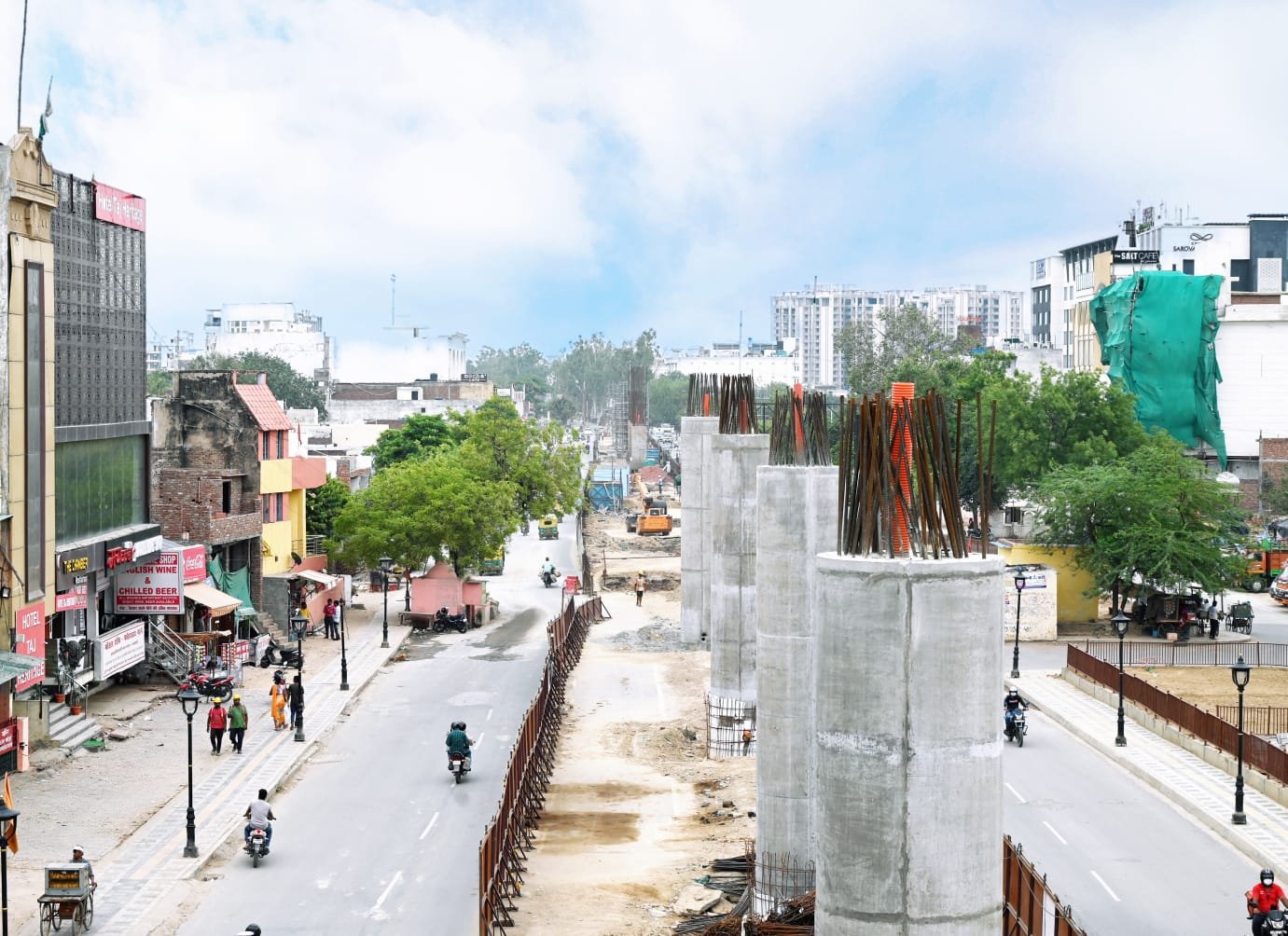 Work On 100 Pile Capes And 62 Pillars Completed For Agra Metro - Metro ...