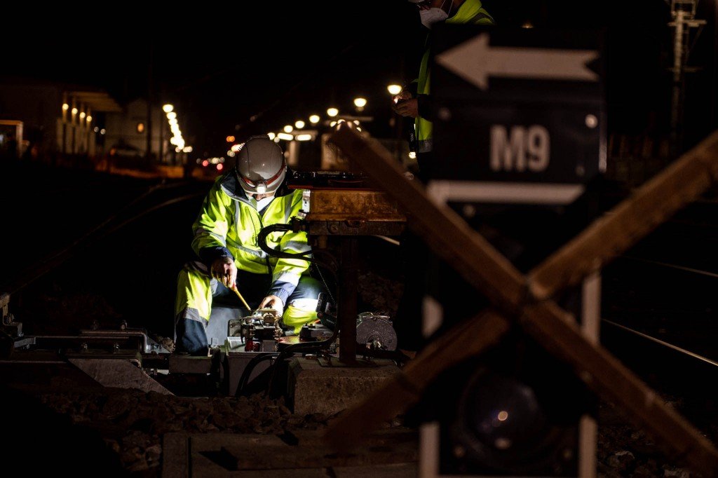 ST Engineering And Siemens Mobility Consortium Wins $180m Contract To ...