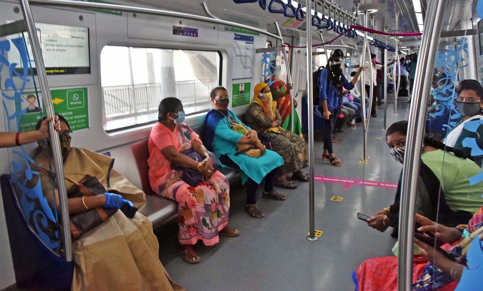 Metro Passengers - Metro Rail News