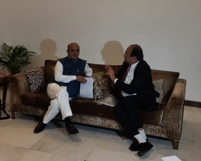 Maha Metro MD Dr Dixit Briefs Minister Dr Karad About Aurangabad ...
