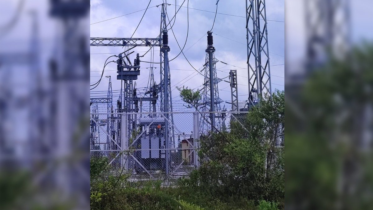 Safeguarding Traction Systems: A Comprehensive Guide to Surge Arrester ...